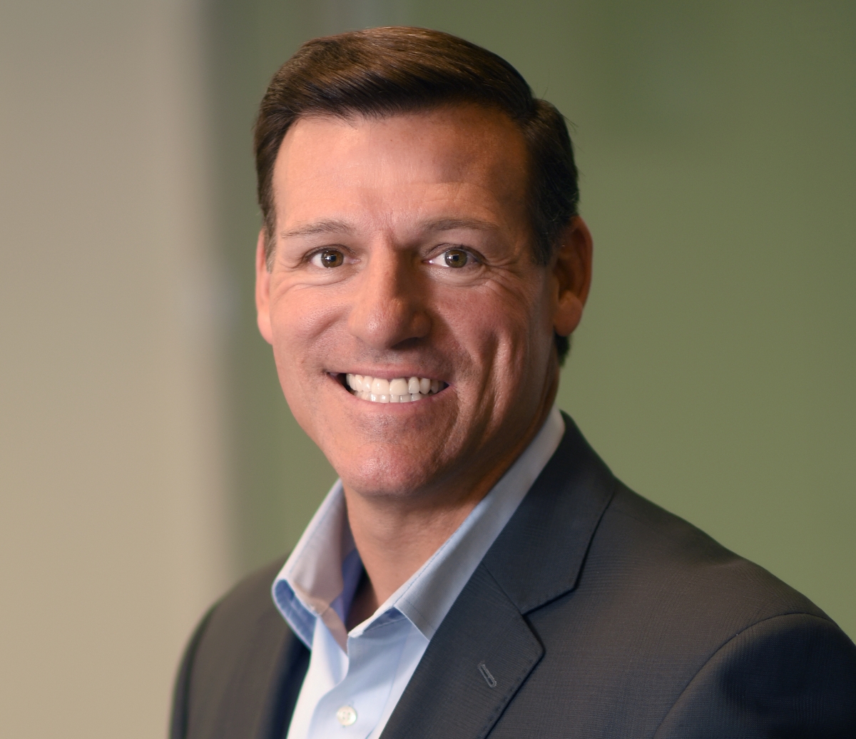 Alain Monié cède son fauteuil de président d’Ingram Micro à Paul Bay ...